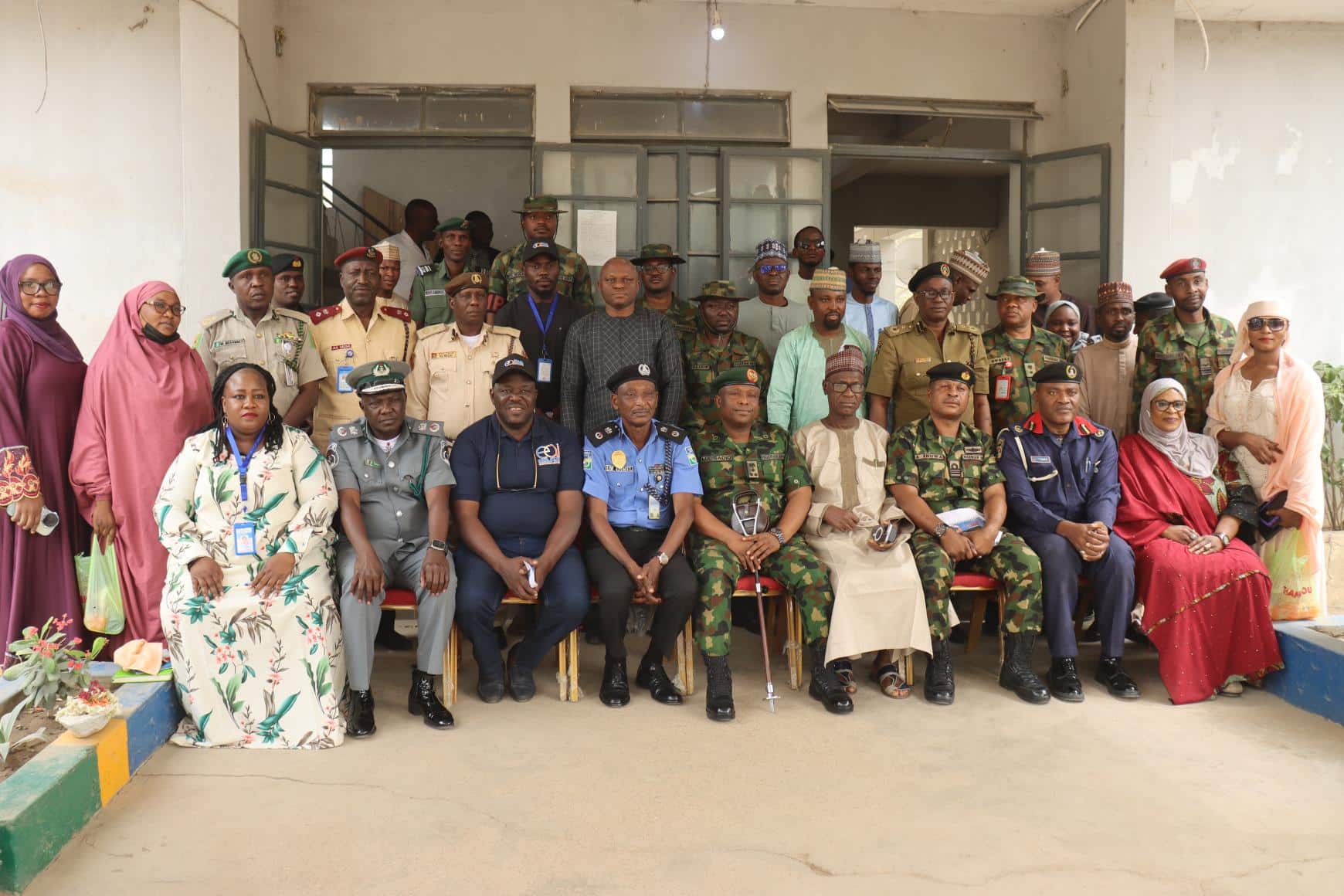 Mitigating Inter-Community Tensions in Conflict-Affected Areas of ...